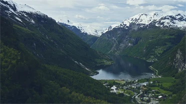 The leading Nordic corporate bank | SEB